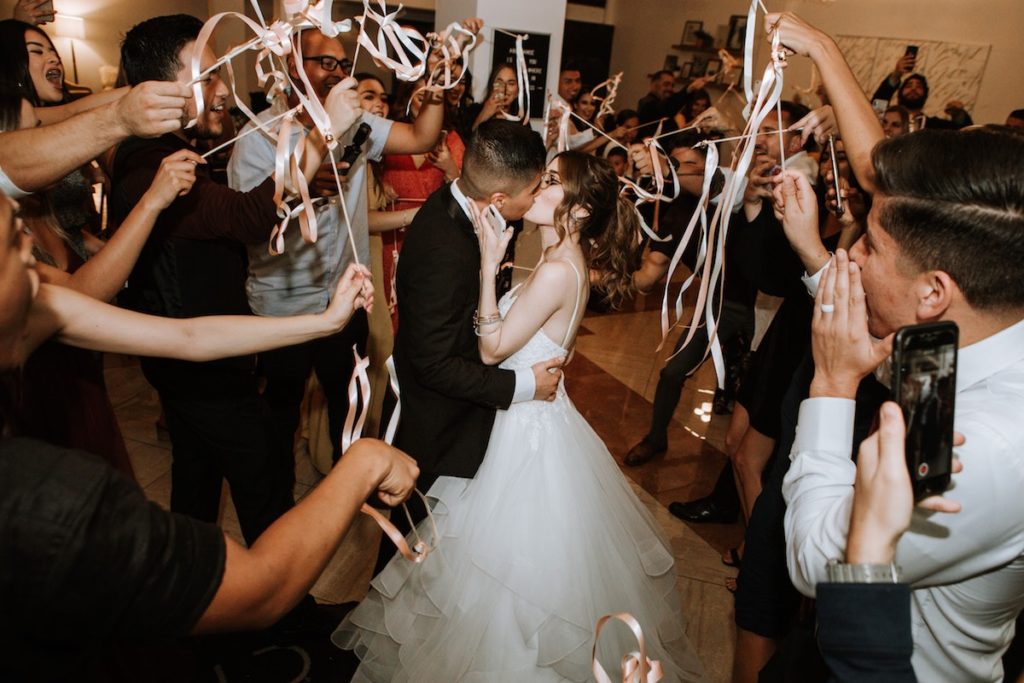 Marrying A Mexican Girl? Your Guide To Doing It Right! - Dating Across ...